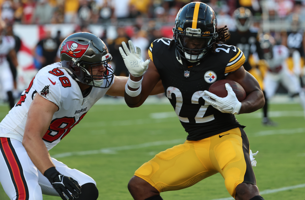 Fedora Focus: Bills at Steelers – Buffalo FAMbase — #BillsMafia